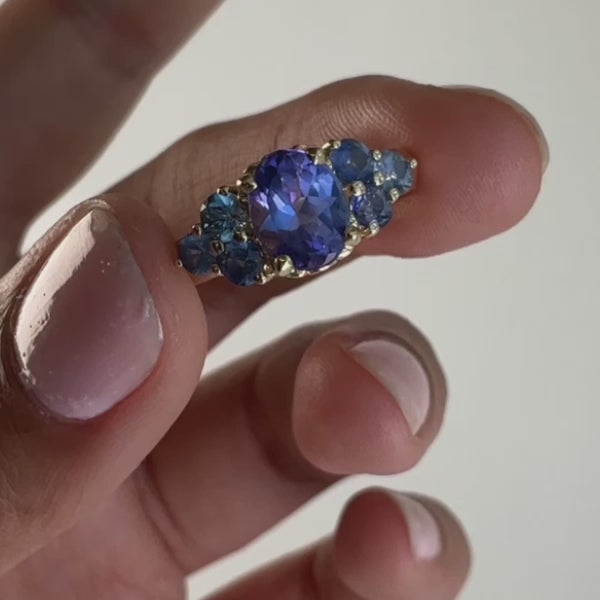 Tanzanite and sapphire ring store